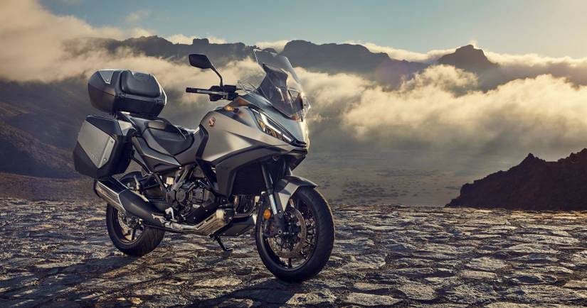 10 Things Every Motorcycle Enthusiast Should Know About The Honda Hawk ...