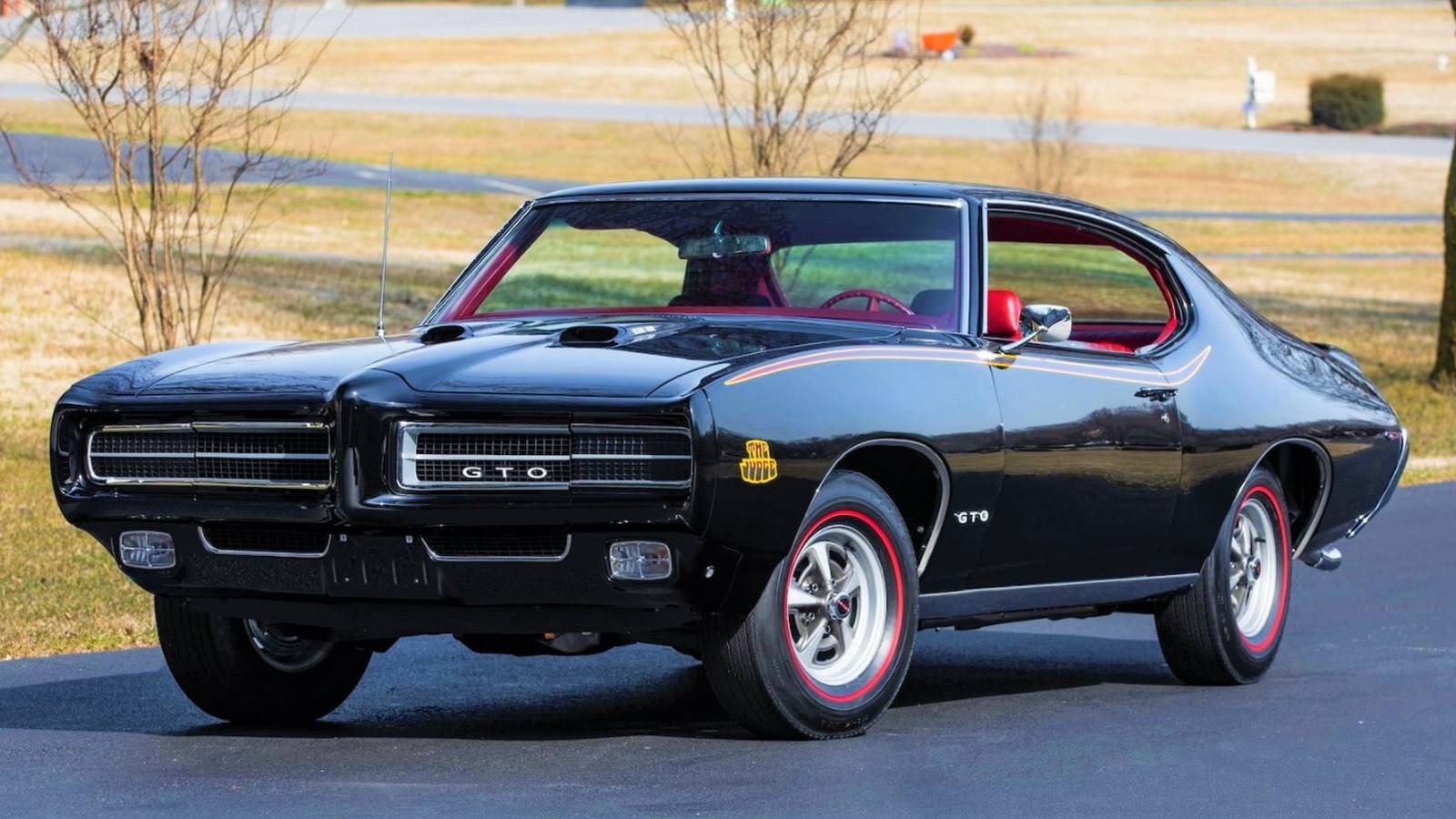 These Are Some Of The Coolest Cars From The 1960s