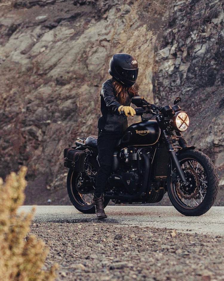 10 Reasons Why Every Biker Should Throw A Leg Over A Triumph Bonneville