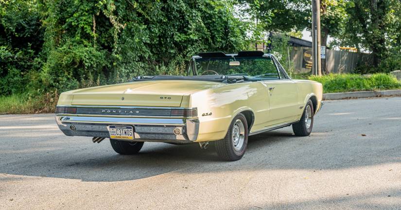 10 American Classic Cars That Were Built To Cruise Route 66