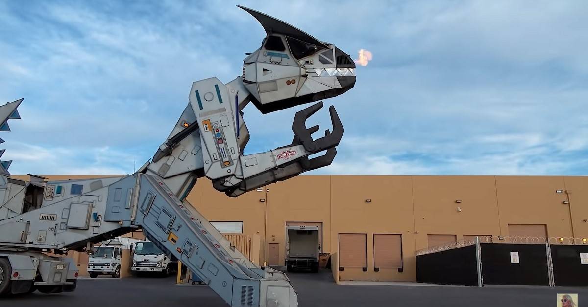Supercar Blondie Reveals How Much This Car-Eating Robot Dinosaur Cost ...