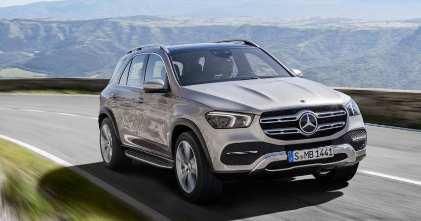 5 Cool European Cars That'll Run Forever (5 That Will Bankrupt You)