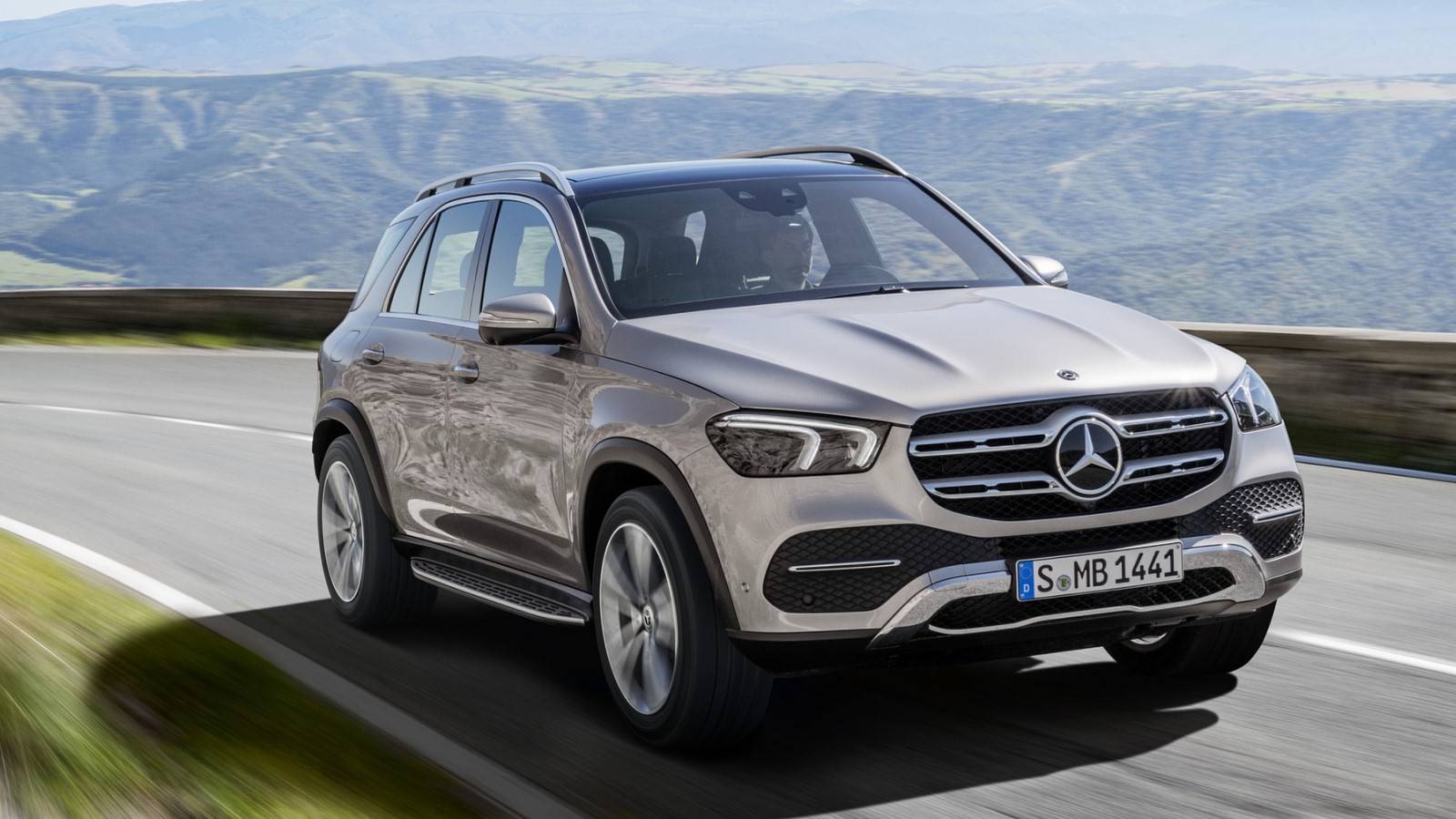 Why Mercedes-Benz Is Facing A Lawsuit Over Its Soft-Close Doors