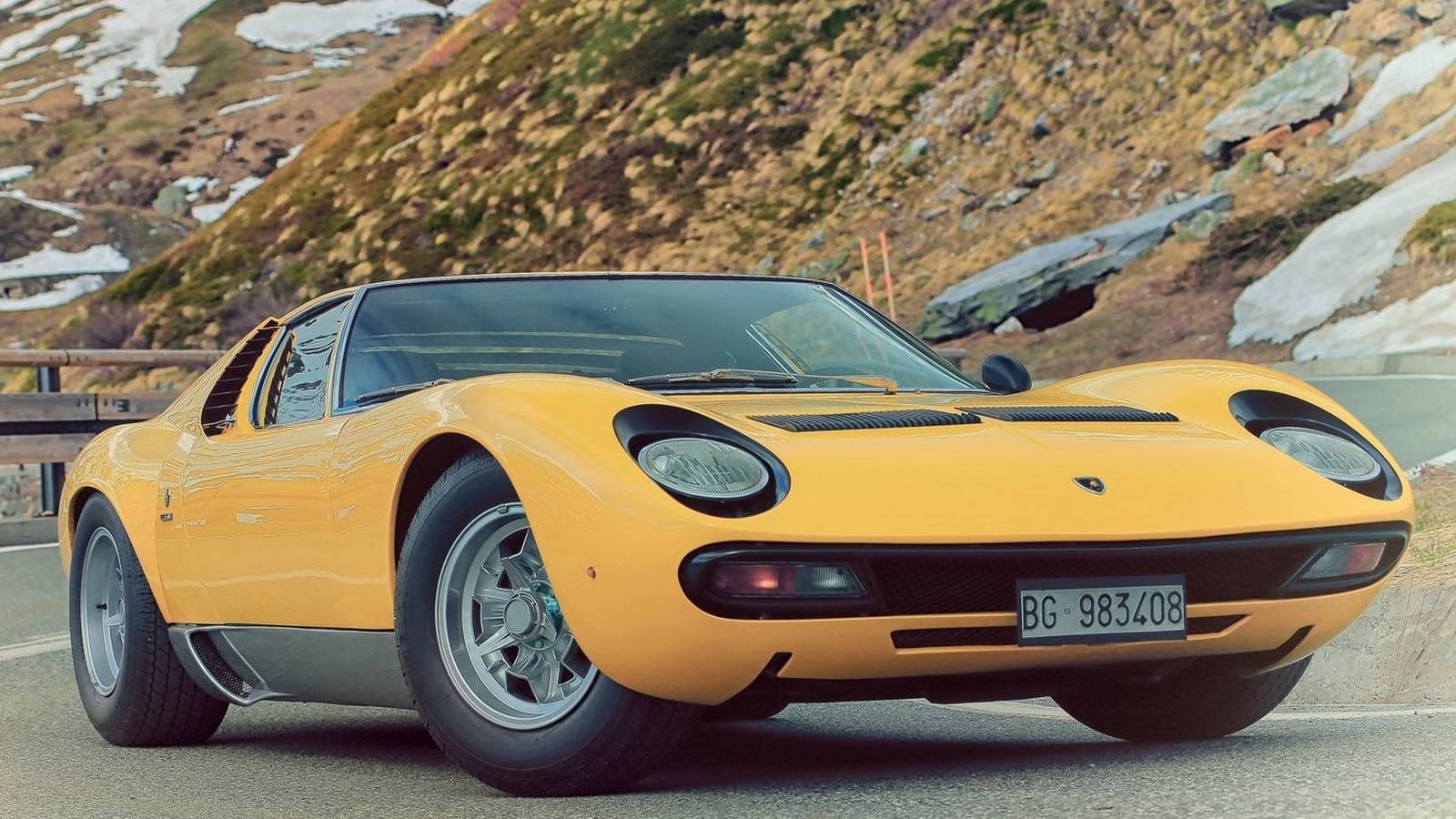 These Are The 10 Most Gorgeous Sports Cars From The 1960s