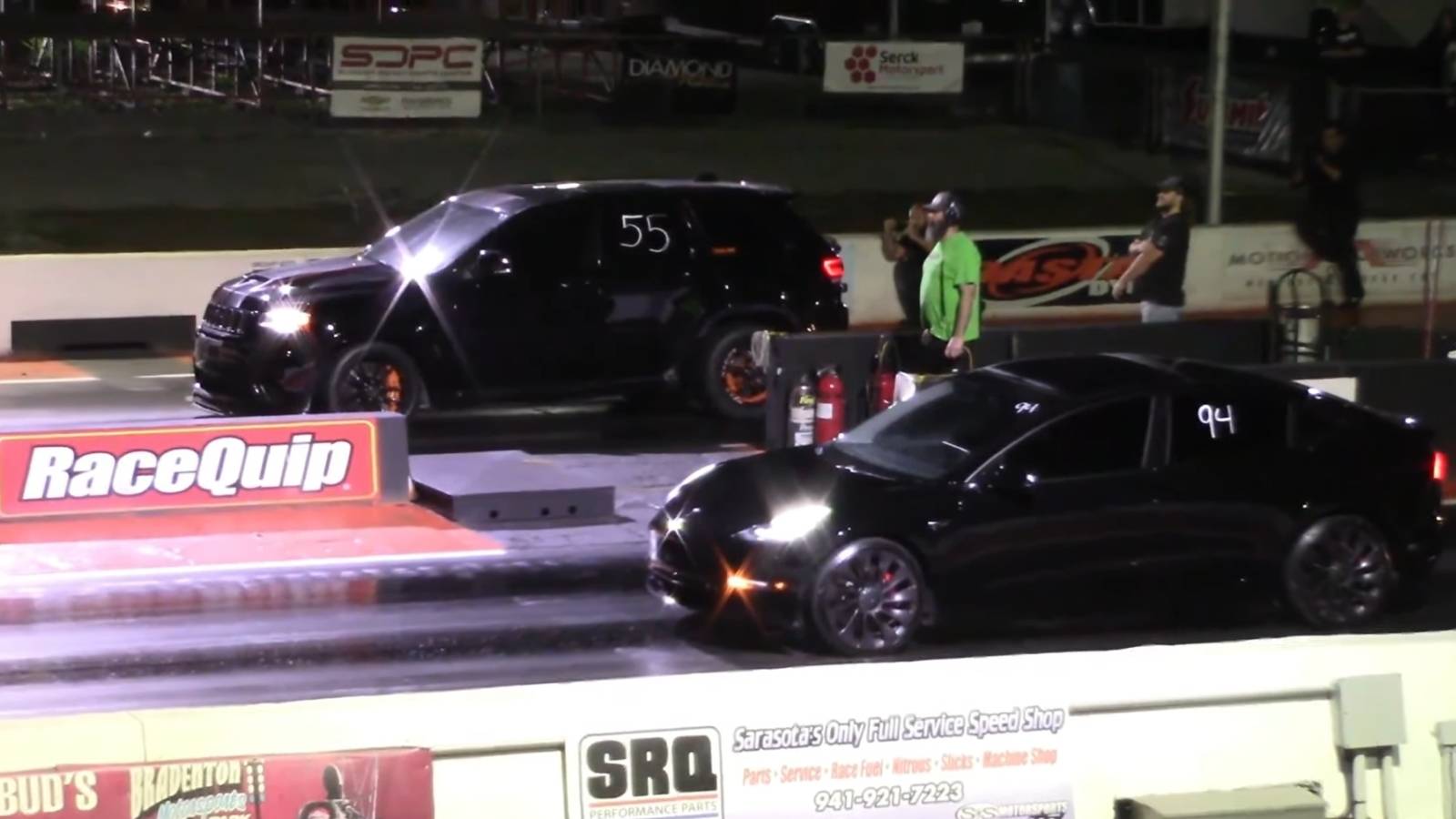 Jeep Trackhawk Takes On A Dodge Charger And Tesla Model 3 Over A ...