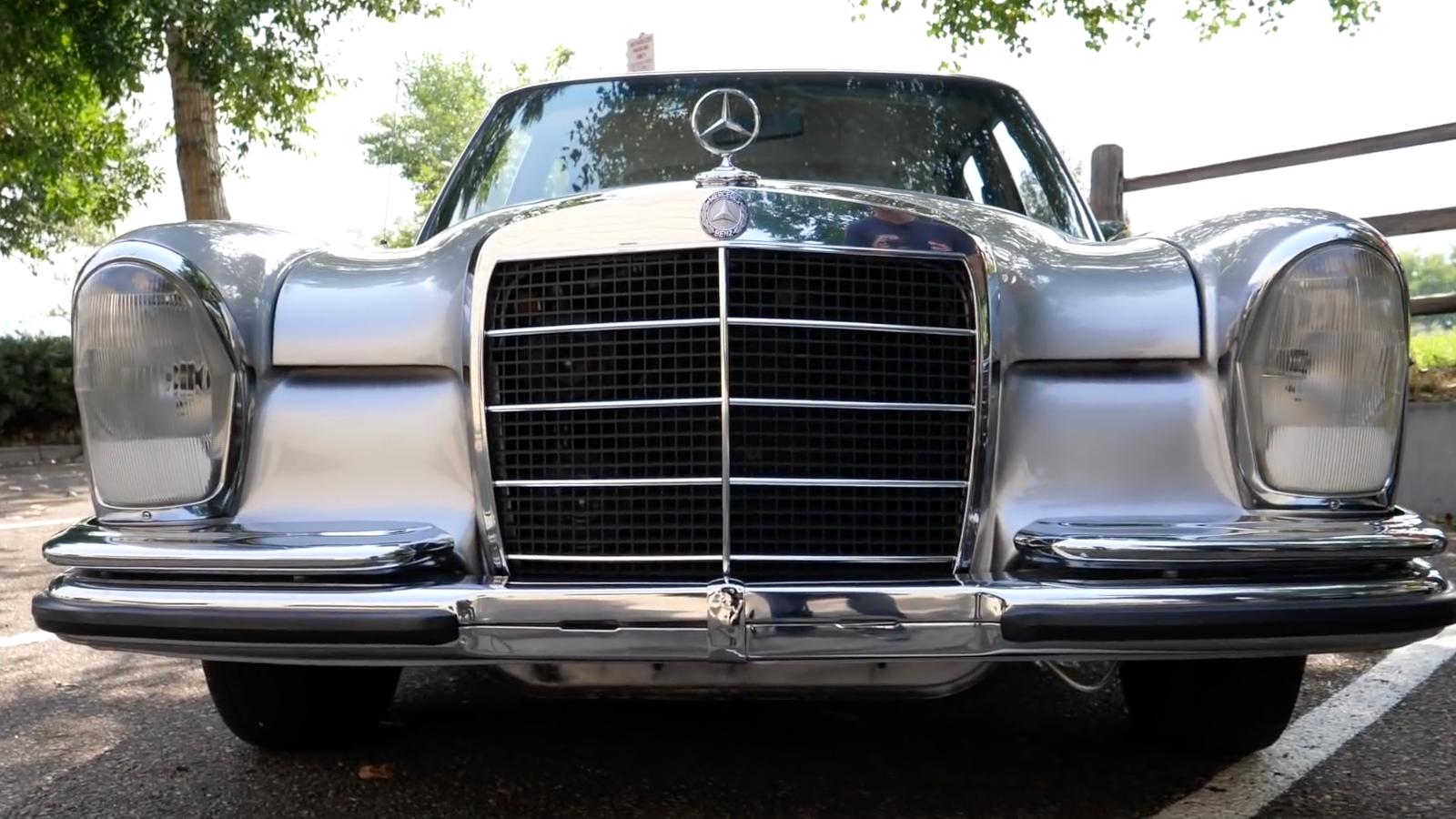 Buying A Classic Mercedes-Benz Today: Here's The Pros And Cons
