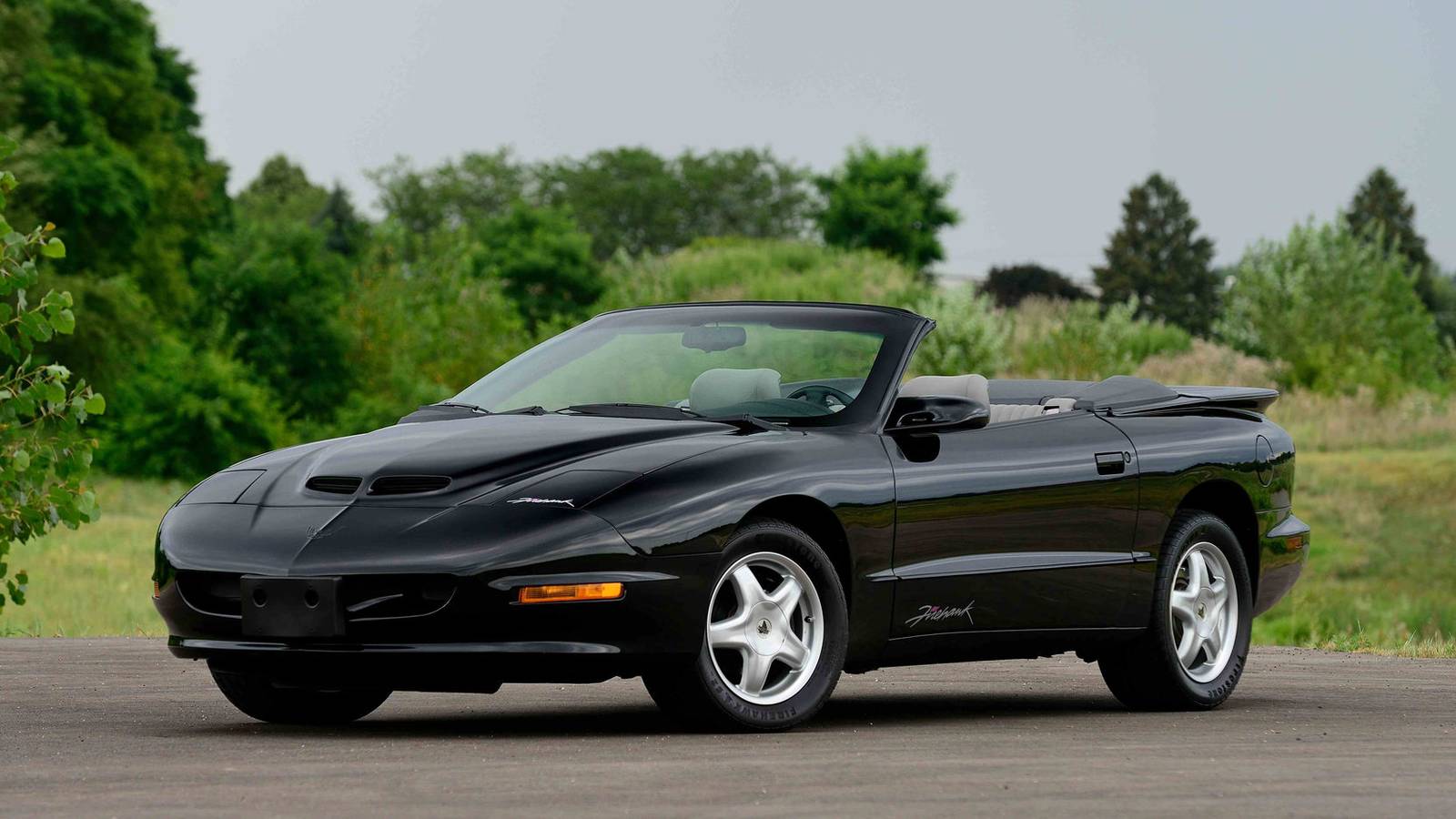 A Detailed Look At The 1995 Pontiac SLP Firehawk