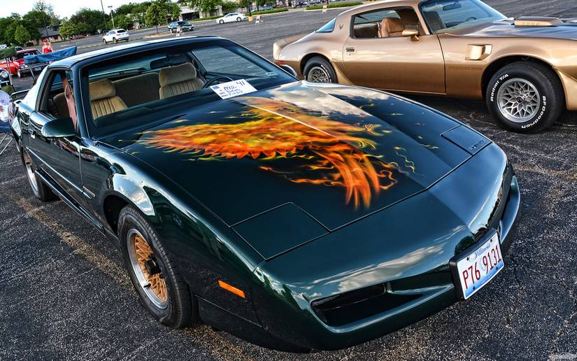Here's What The 1992 Pontiac Firebird Trans Am Costs Today