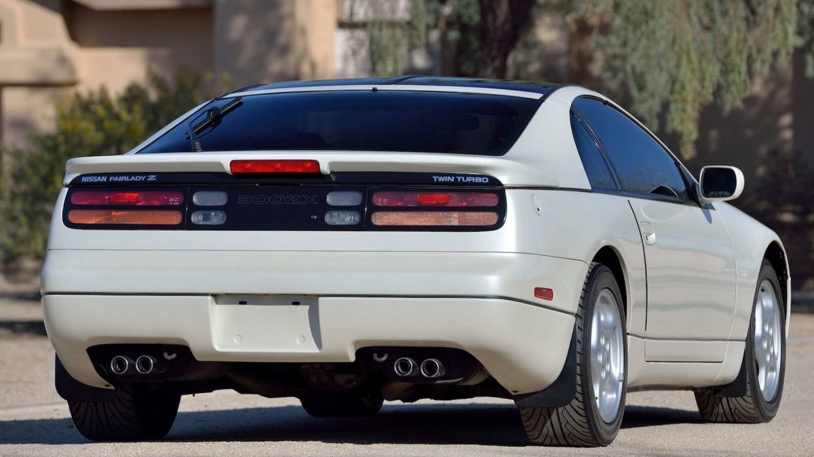 10 Underrated Sports Cars That Are Surprisingly Good