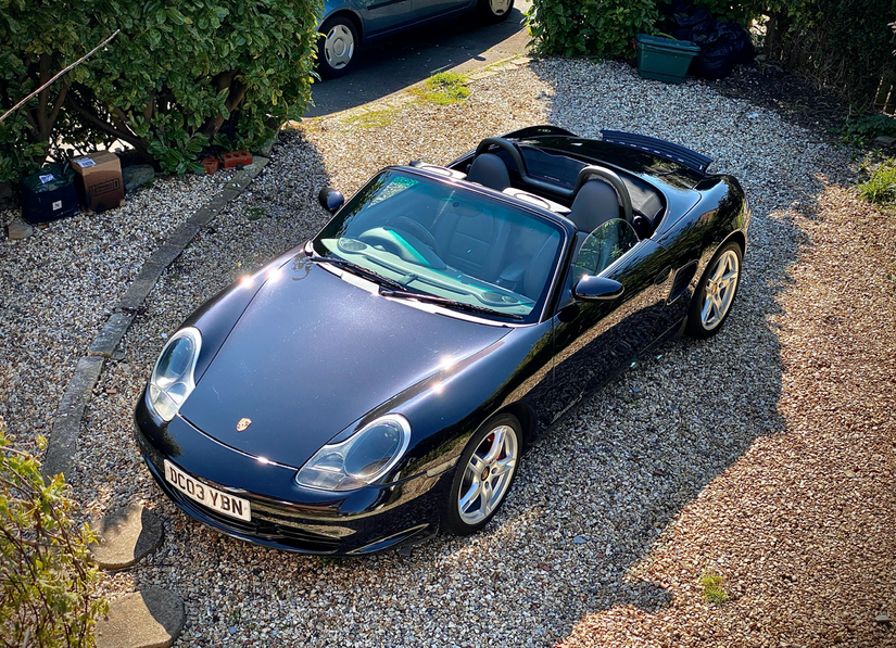 These 2000s Sports Cars Make The Best Daily Drivers