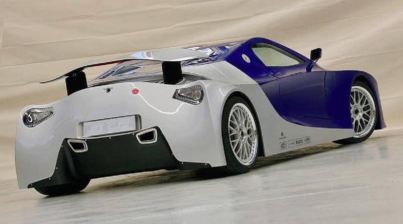10 Horrible Supercars No One Should Buy