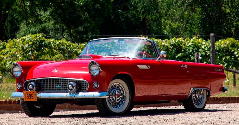 10 Things Everyone Forgot About The 1955 Ford Thunderbird