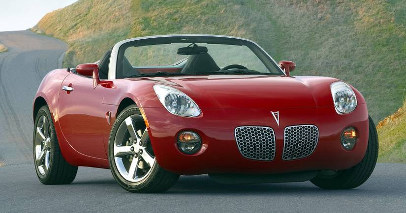These 2000s Sports Cars Make The Best Daily Drivers