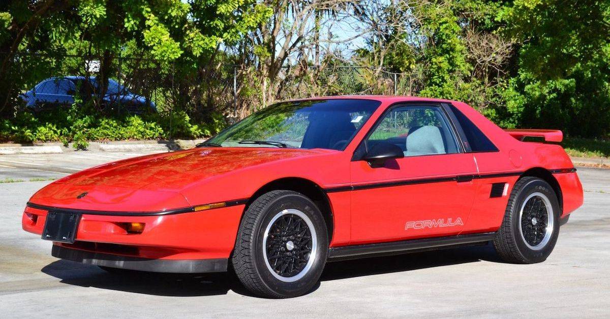 Reasons The Pontiac Fiero Deserves A Comeback