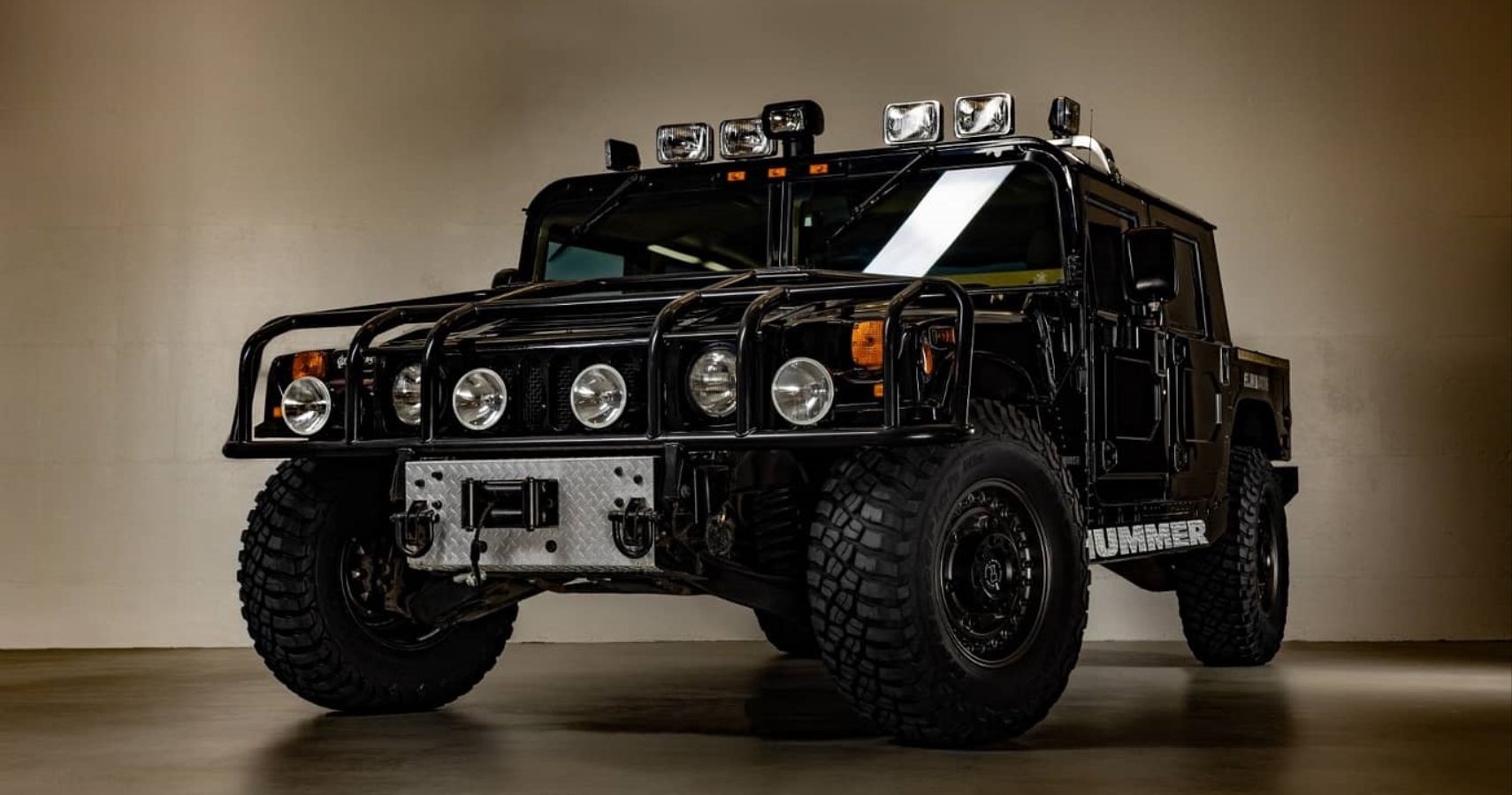 Rapper 2pac Shakur's Custom H1 Hummer Up For Auction