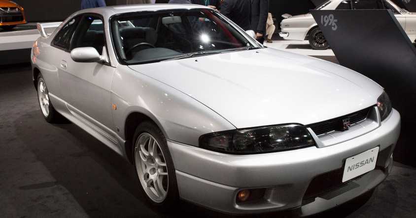 Here's What A Nissan Skyline GT-R R33 Is Worth Today
