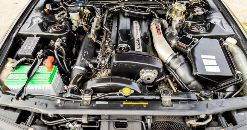skyline r32 engine type