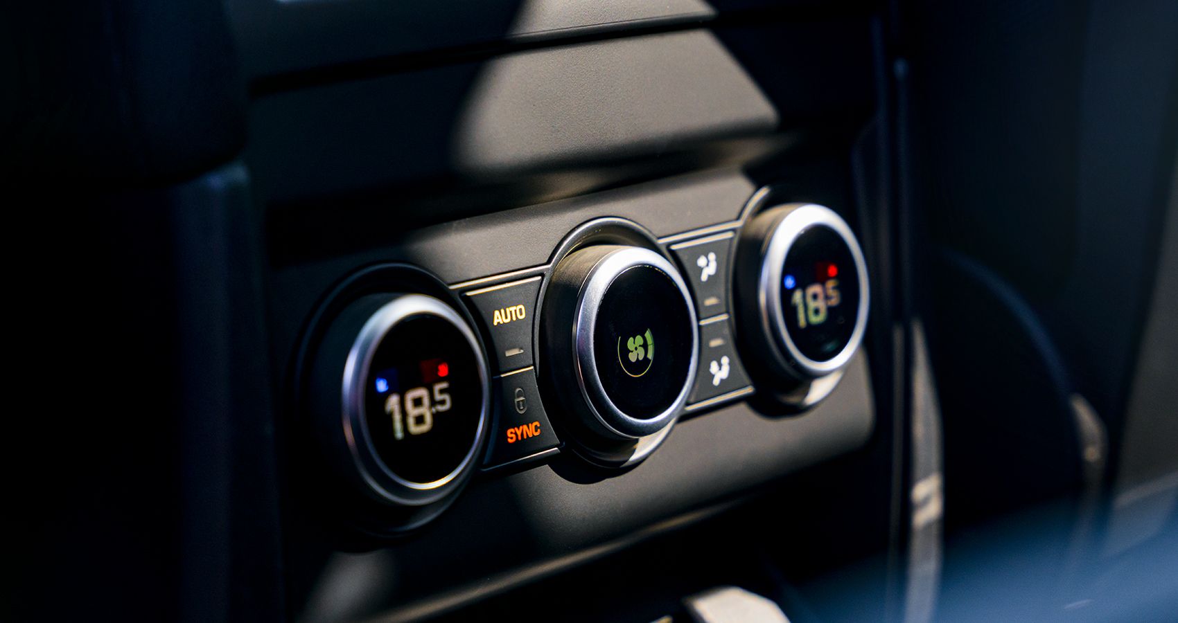 2021 Land Rover Defender 110 D300 Review: This Might Be The Better ...