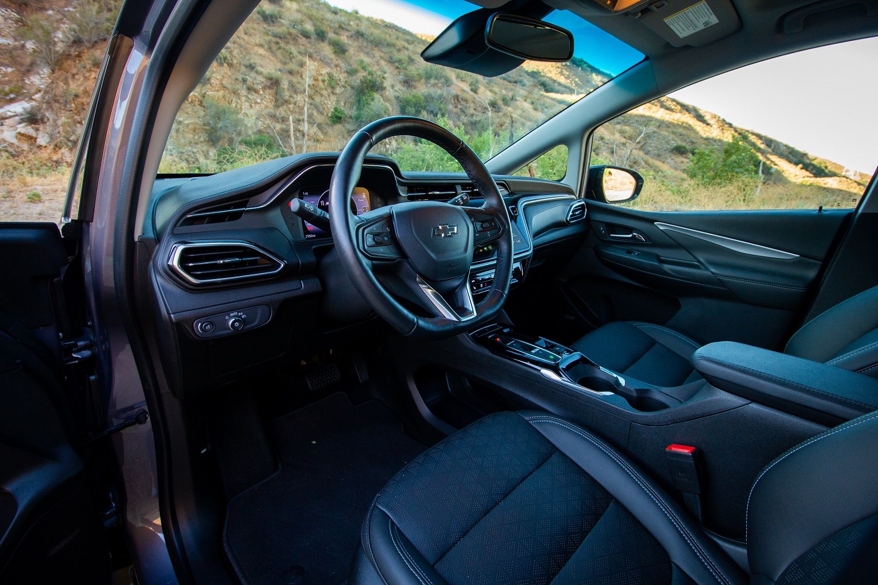 2022 Chevrolet Bolt EV Review: An Unparalleled Electric Car Bargain