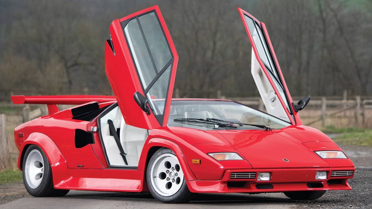 The 5 Coolest Cars With Scissor Doors (5 Cars With Butterfly Doors We ...