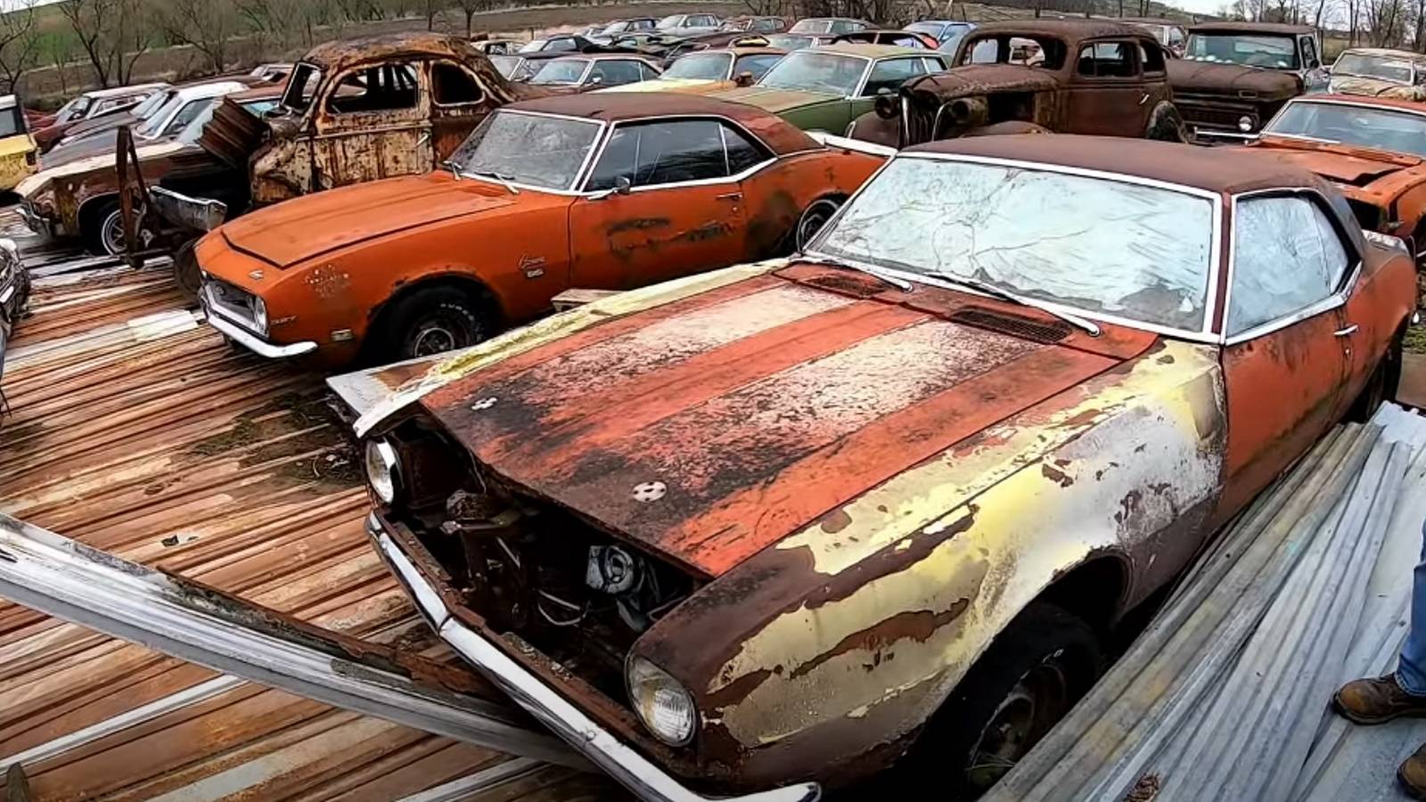 This Trio Of Classic Chevrolet Camaros Is Worthy Of A Full Restoration