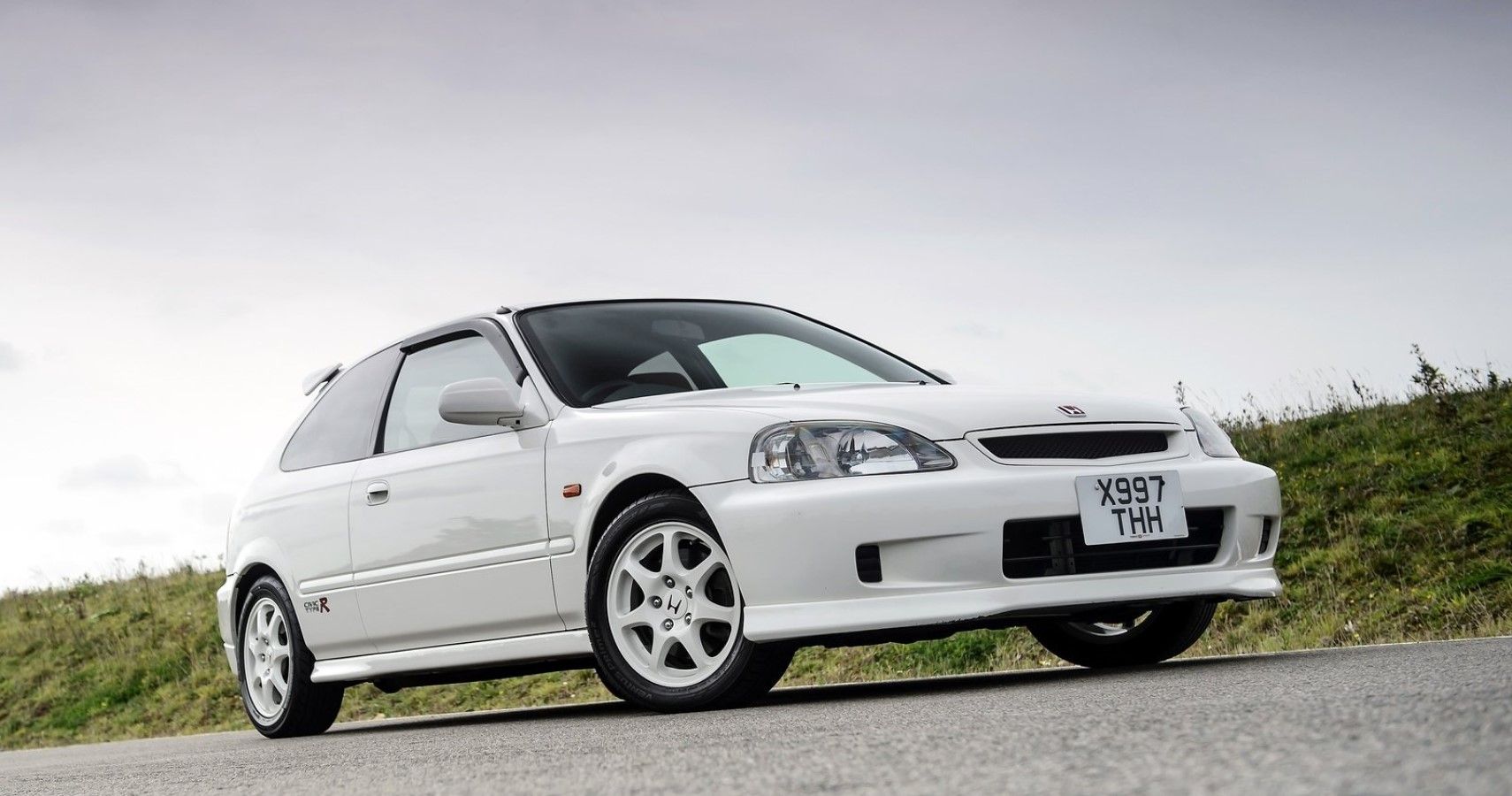 ek hatch type r