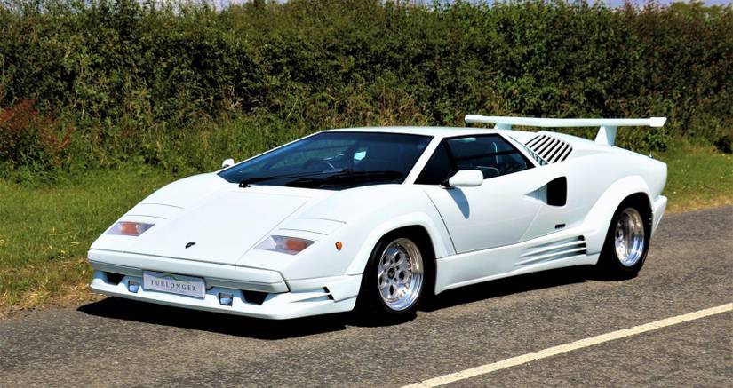 The 5 Coolest Cars With Scissor Doors (5 Cars With Butterfly Doors We ...
