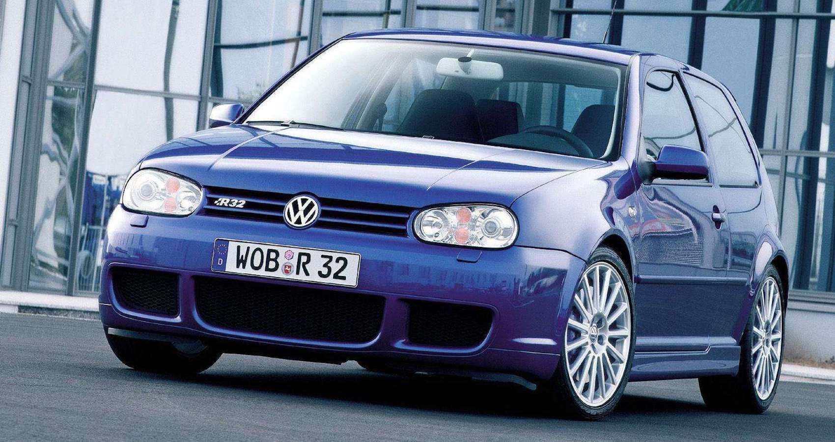 10 Everyday Cars From The 2000s That Are Guaranteed To Be Future Classics