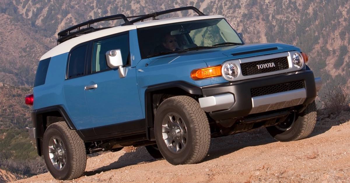 10 Reasons Why Off-Road Enthusiasts Should Consider The Toyota FJ Cruiser