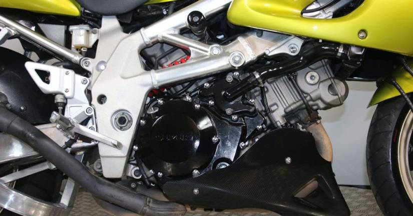Here's Why The Suzuki TL1000S Was One Of The Most Infamous Sport Bikes Ever