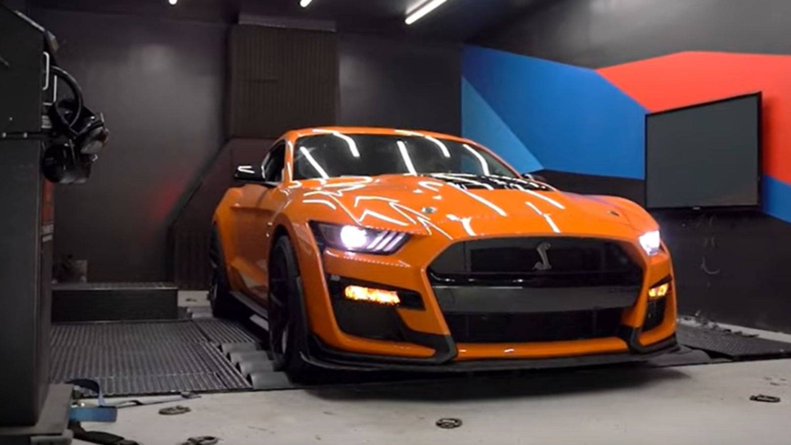 This New Ford Mustang Shelby GT500 Owner Puts 1,000-HP Claim To The Test