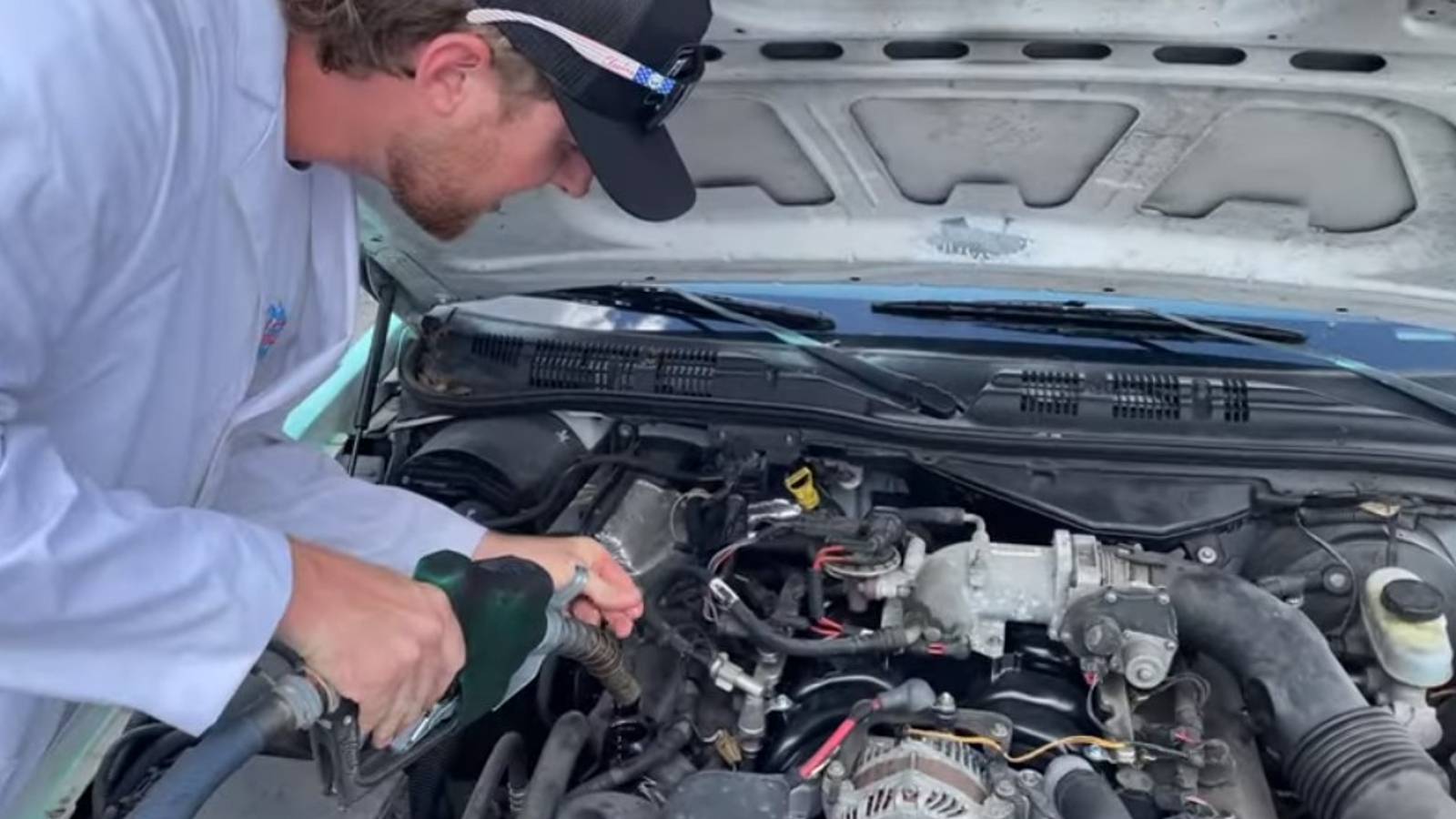 This Is What Happens When You Replace Your Engine Oil With Diesel Fuel
