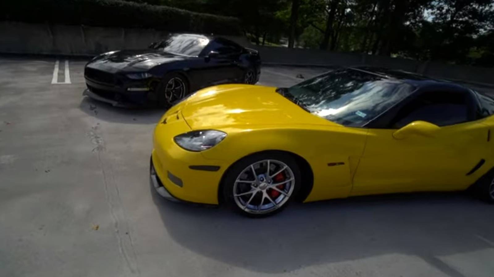 This S550 Ford Mustang GT Doesn't Stand A Chance Against A C6 Chevrolet ...