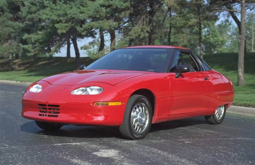 10 Cars That Should've Been Highly Successful... But Weren't
