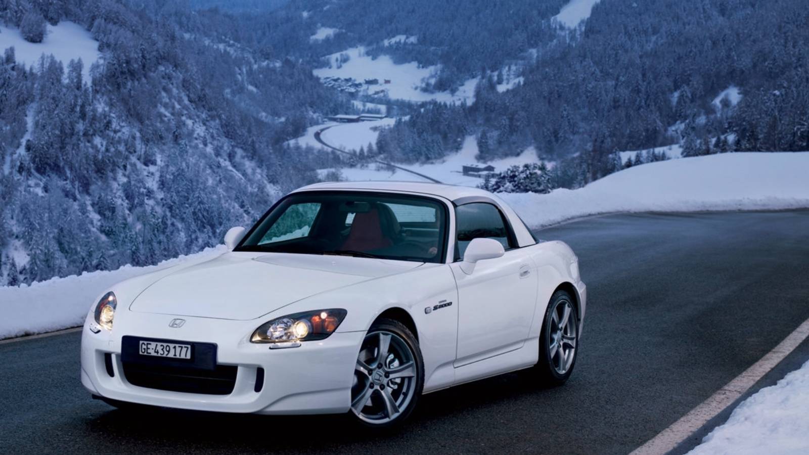 This Is What Made The Honda S2000 Superior To The Mazda MX-5