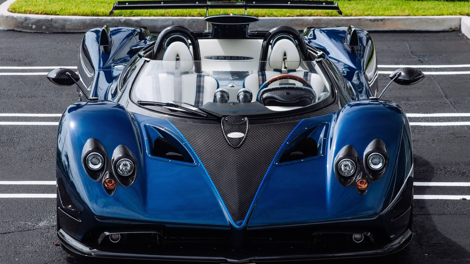 Here's What Makes The Pagani Zonda HP Barchetta So Special