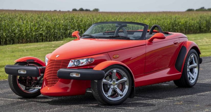10 Cars That Should've Been Highly Successful... But Weren't