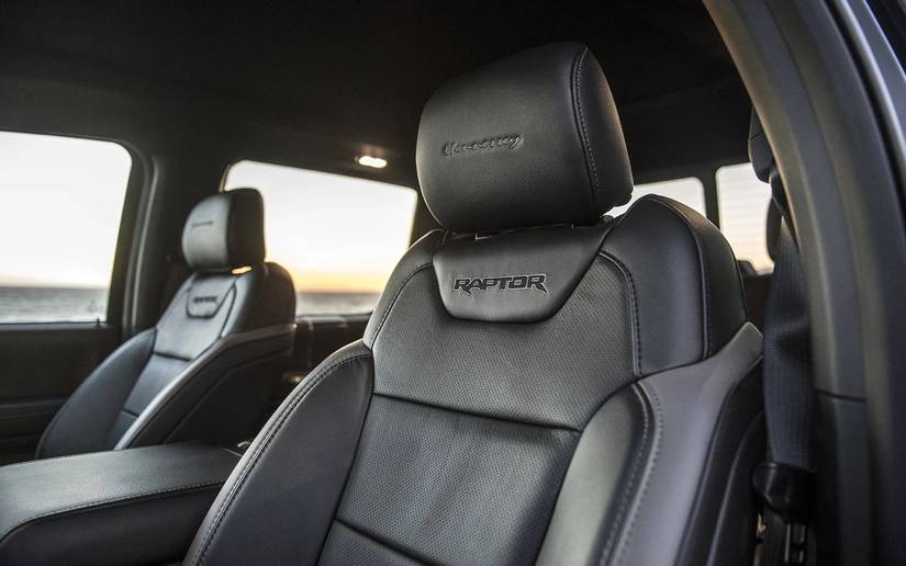 velociraptor interior