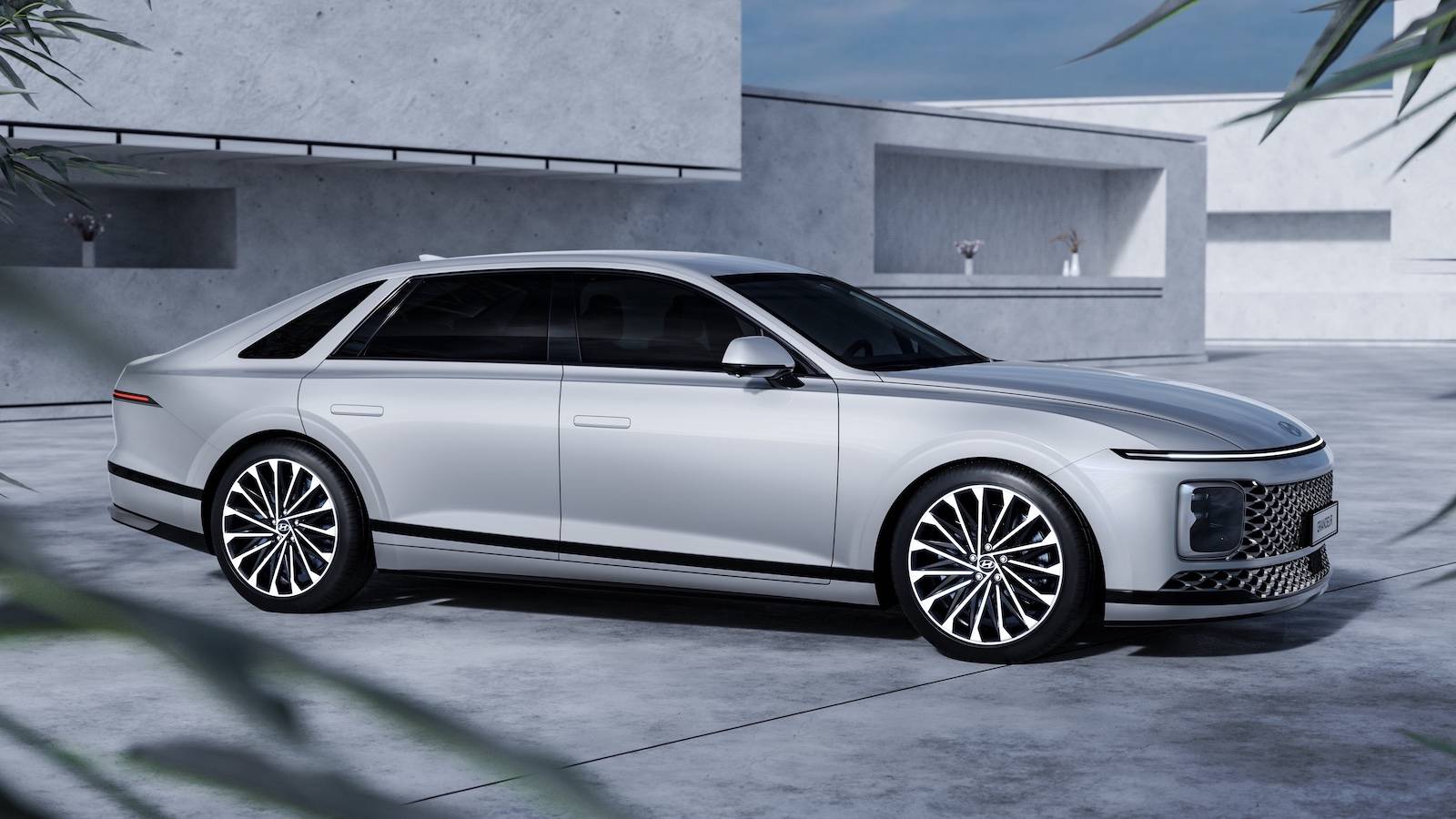 This Is Why We'd Rather Buy A Hyundai Grandeur Than A German Luxury Car