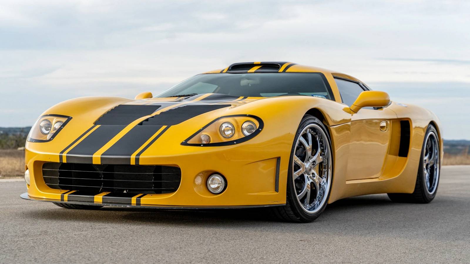 10 Proper Sports Cars That Are Surprisingly Cheap To Own And Maintain