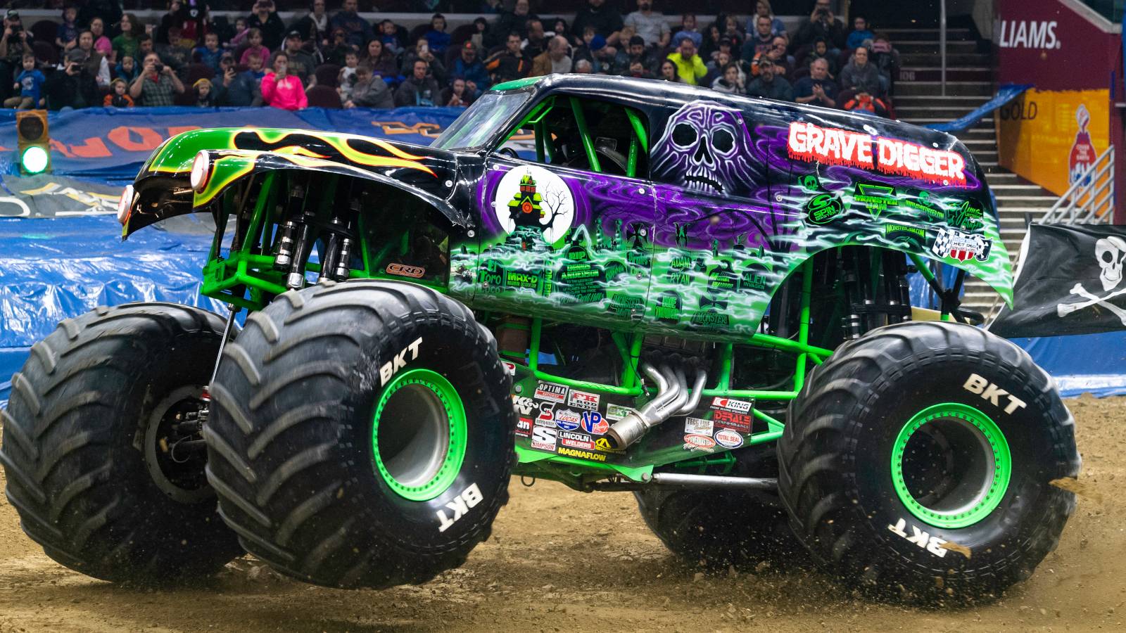 Here's The Full Story Of The Legendary Grave Digger Monster Truck