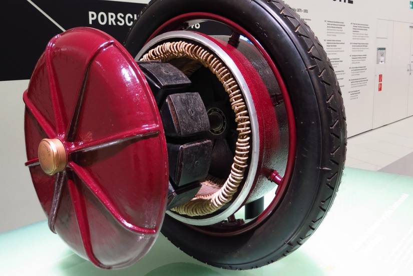 10 Fast Facts About Ferdinand Porsche