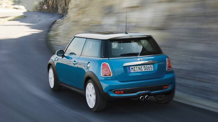 5 Reasons Why The R56 Mini Cooper S Is Awesome (5 Reasons Why We'd ...