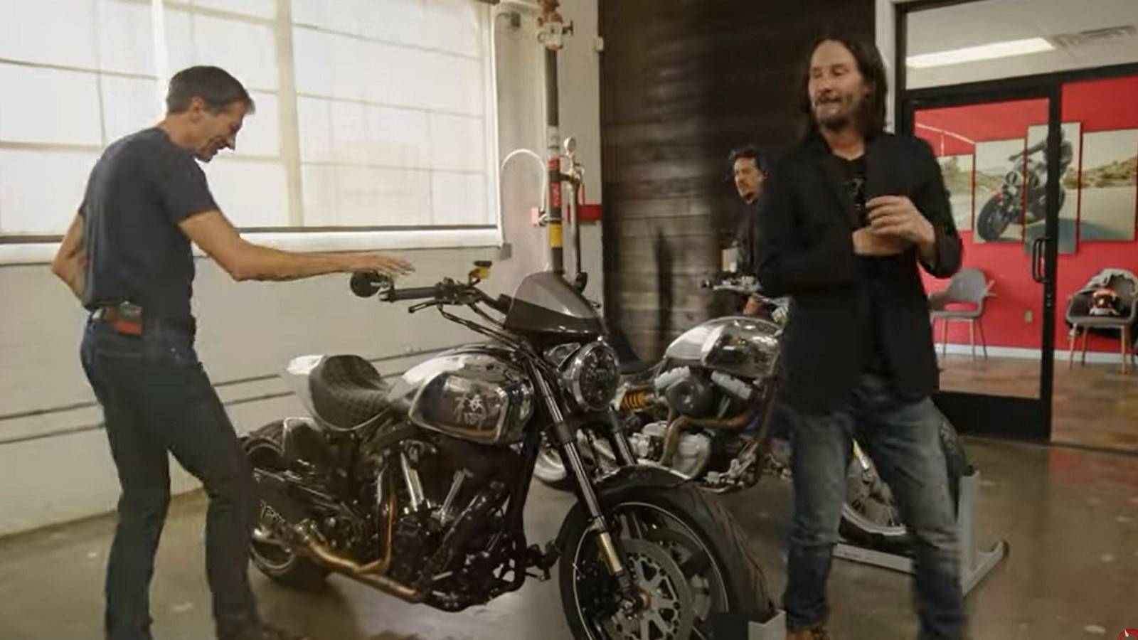 See Keanu Reeves Show HotCars Around ARCH Motorcycle Co. With Gard ...