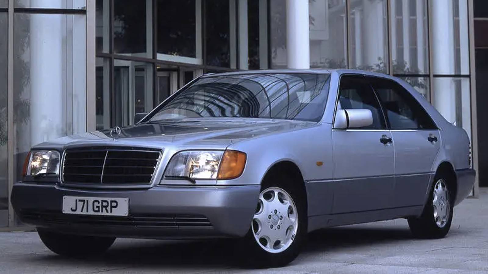 Here's What Makes The W140 Mercedes-Benz S-Class So Special