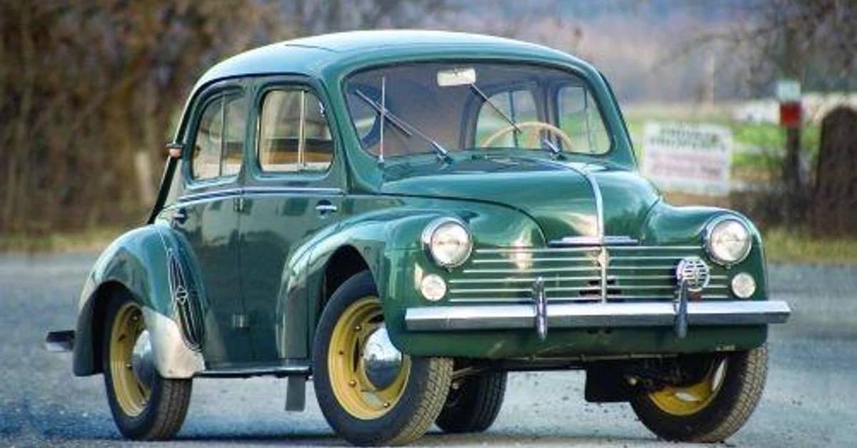 A Detailed Look Back At The Renault 4CV