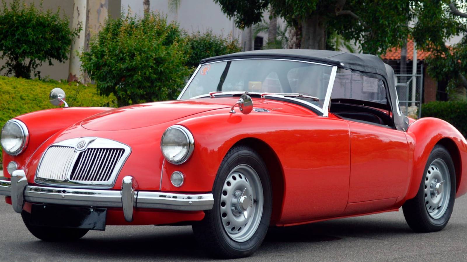 A Detailed Look Back At The MG MGA Twin Cam