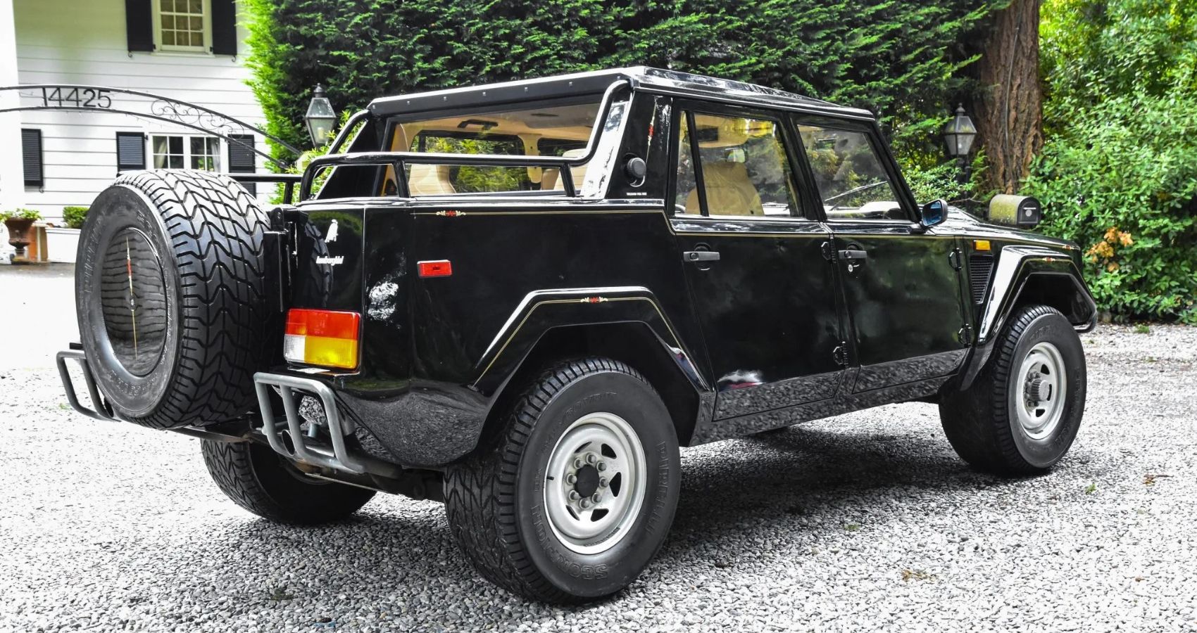 1986-1993 Lamborghini LM002: Prices, Specs, And Features