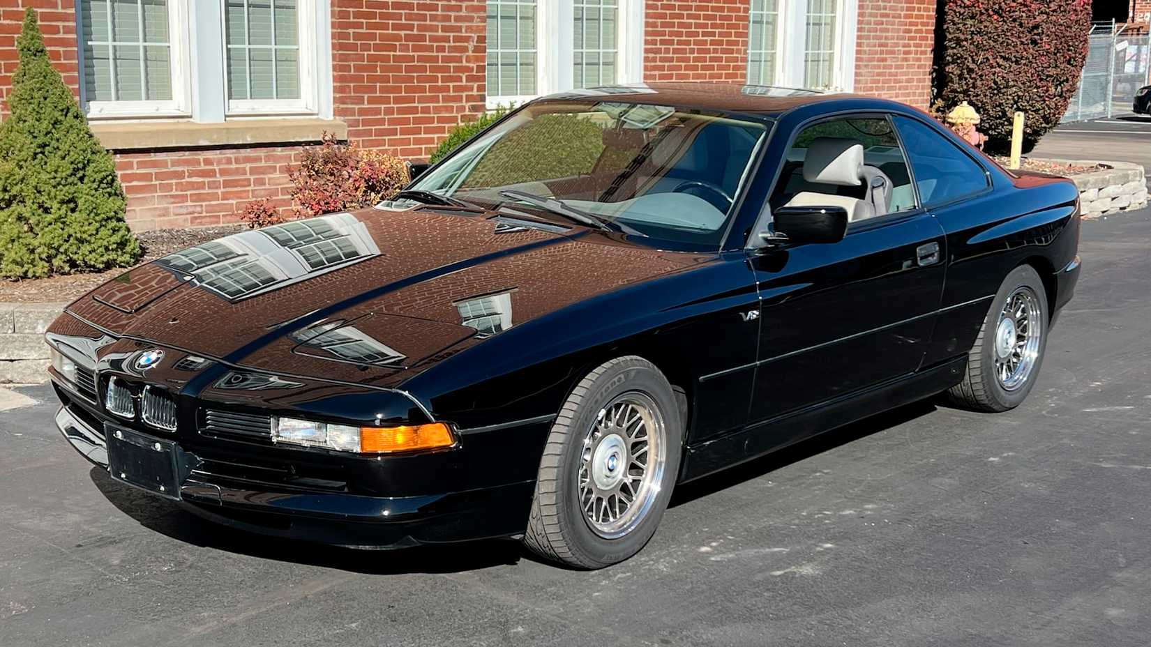 The BMW 850i Is A V12-Powered Budget Ferrari In 2025
