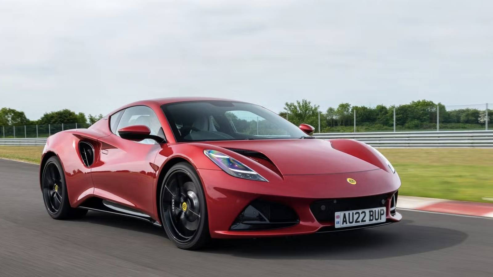 10 Reasons Why Driving Enthusiasts Should Consider A Lotus Emira
